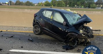 Wrong Way Driver Killed In Crash On Southfield Freeway Cbs Detroit