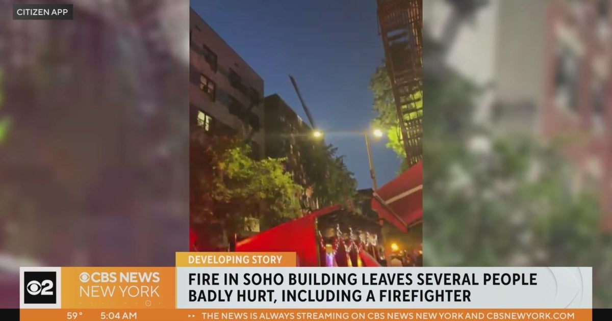 Family, firefighters hurt in SoHo fire - CBS New York
