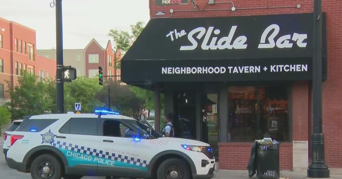 CPD investigates break-in and safe robbery on Western - CBS Chicago
