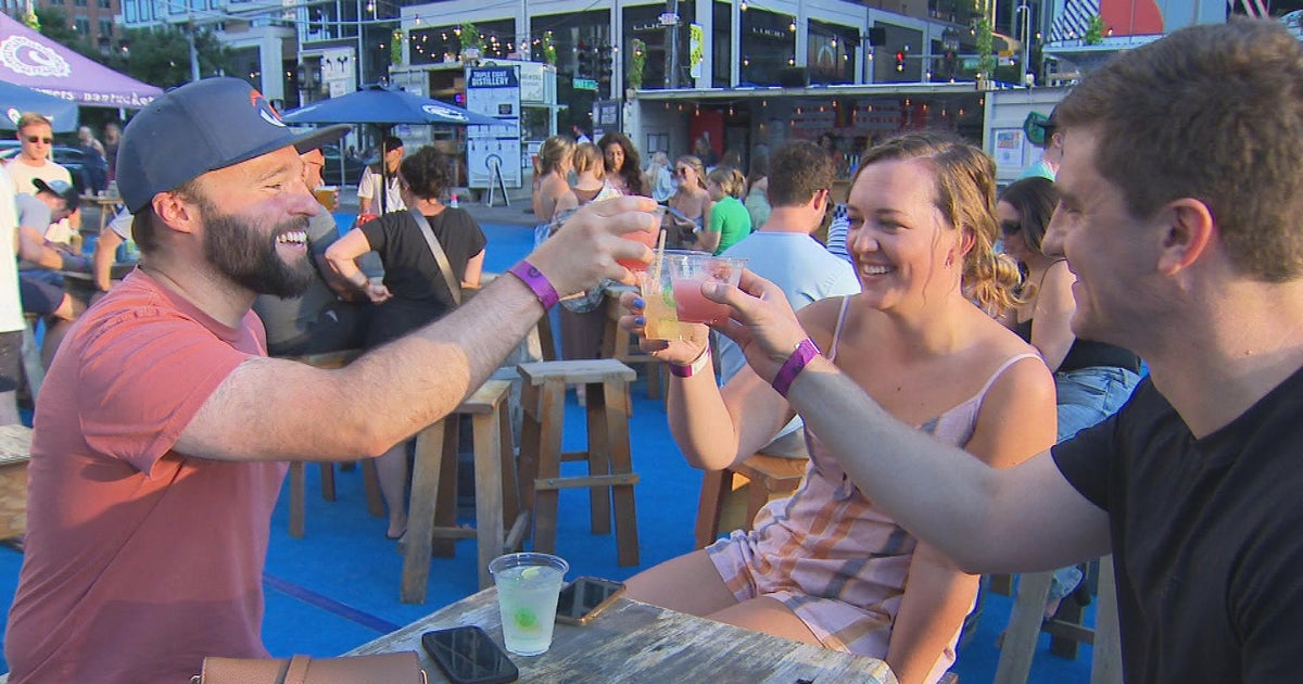 Mass. lawmakers try to repeal ban on Happy Hour again - CBS Boston