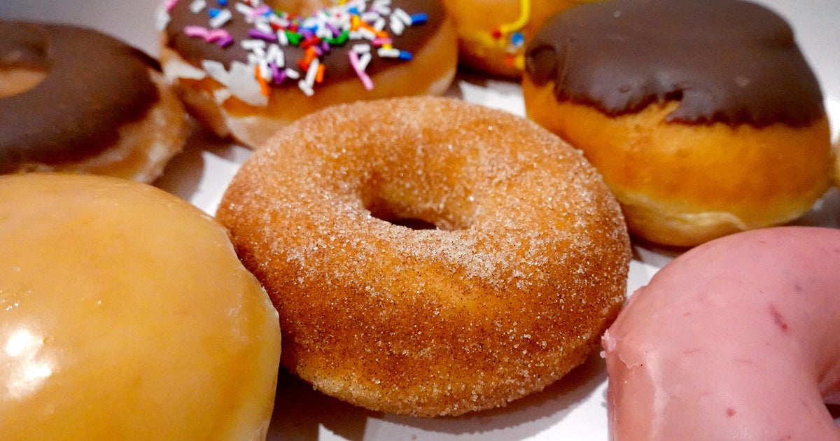 National Donut Day 2023: Free treats in Philadelphia area - CBS ...