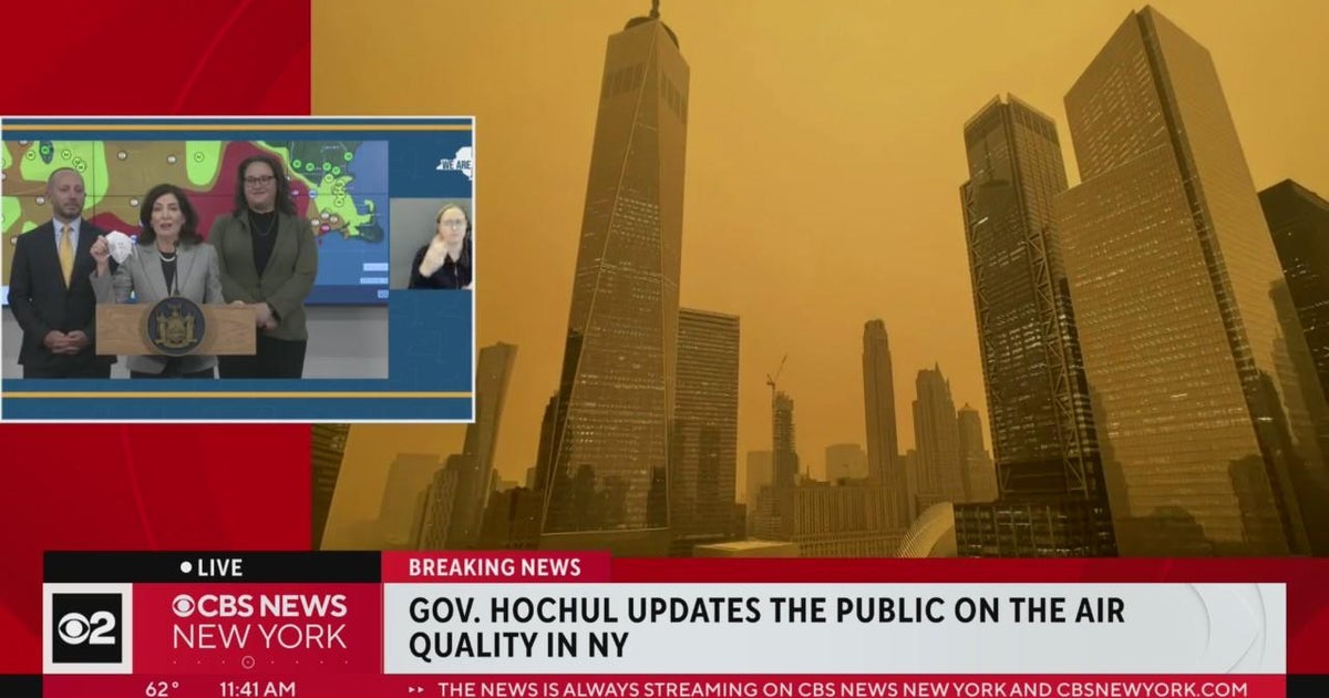 Gov. Hochul gives update on NYC's historic air quality warnings - CBS ...
