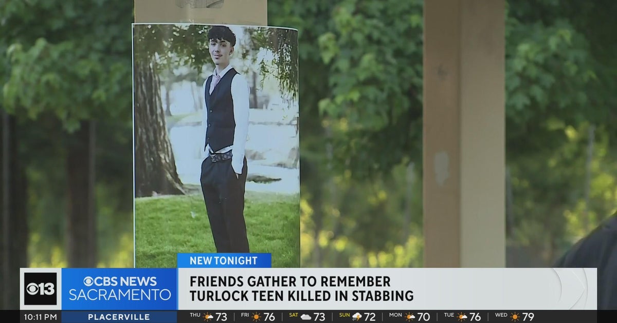 Friends gather to remember Turlock teen killed in stabbing - CBS Sacramento