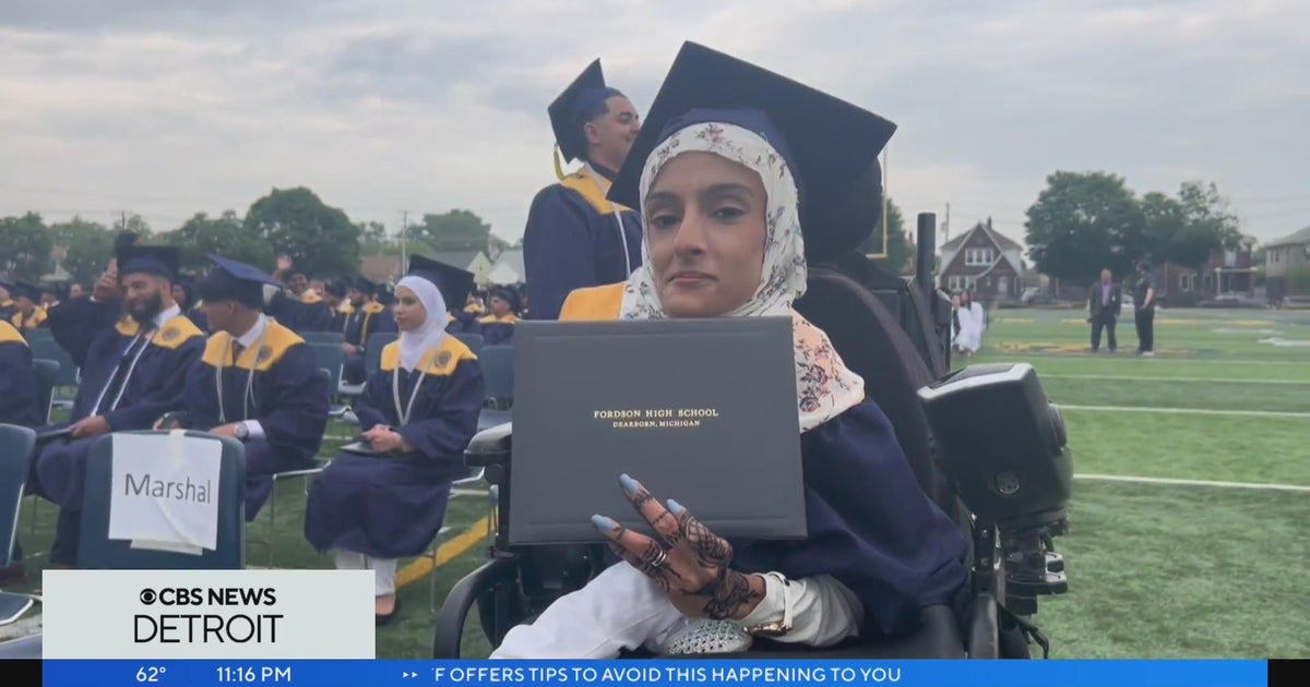 Dearborn student with special needs achieves her dream at graduation ...
