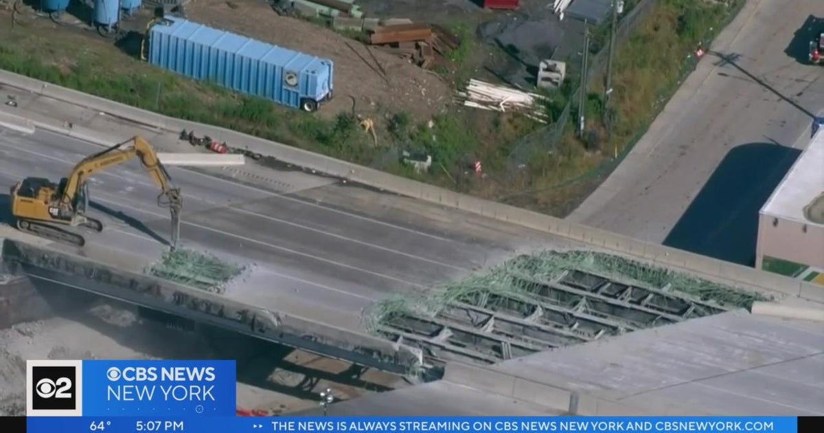 Demolition of collapsed I-95 overpass could take 4 more days - CBS New York