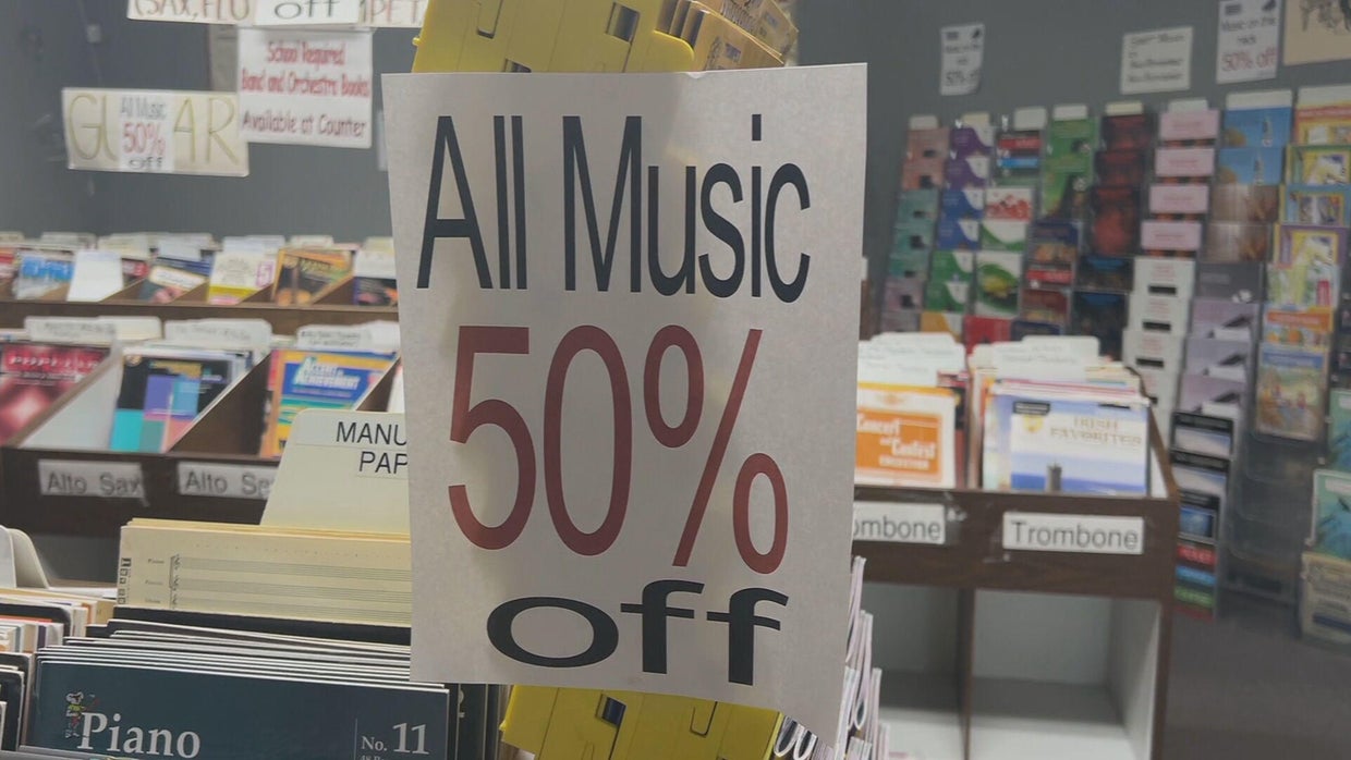Universal Music in Thornton prepares to close after 63 years in ...