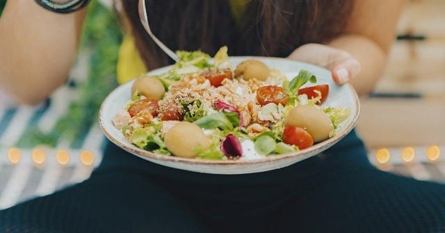 Not all calories created equal when it comes to weight loss, study ...