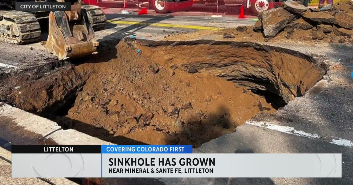 1 car falls into sinkhole on Jackass Hill Road, repairs expected to ...