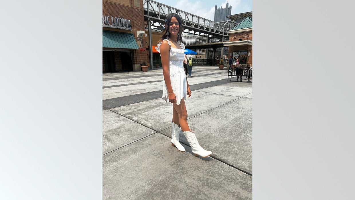 The Eras Tour: Swifties show off their best for Taylor Swift's Acrisure ...