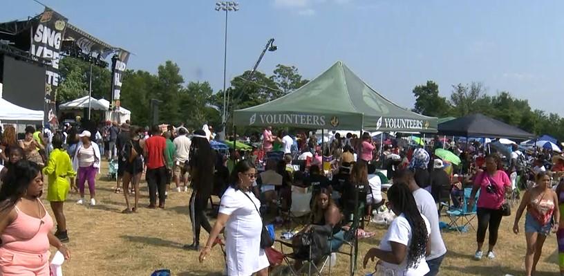 Black culture, electric performance by The Isley Brothers at the ...
