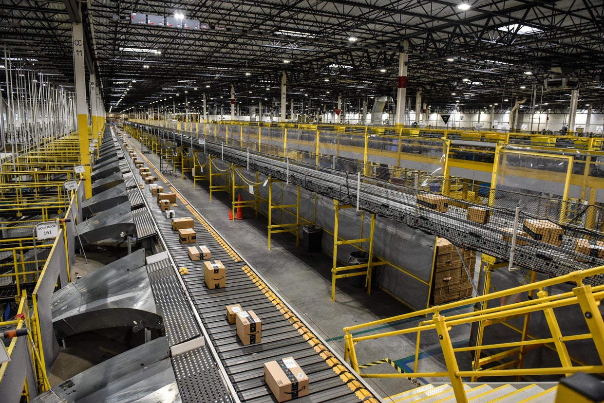 Bernie Sanders announces Senate investigation into Amazon's "dangerous ...