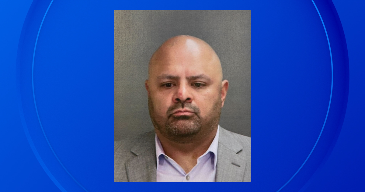 Warren officer charged with assault after punching inmate has been ...