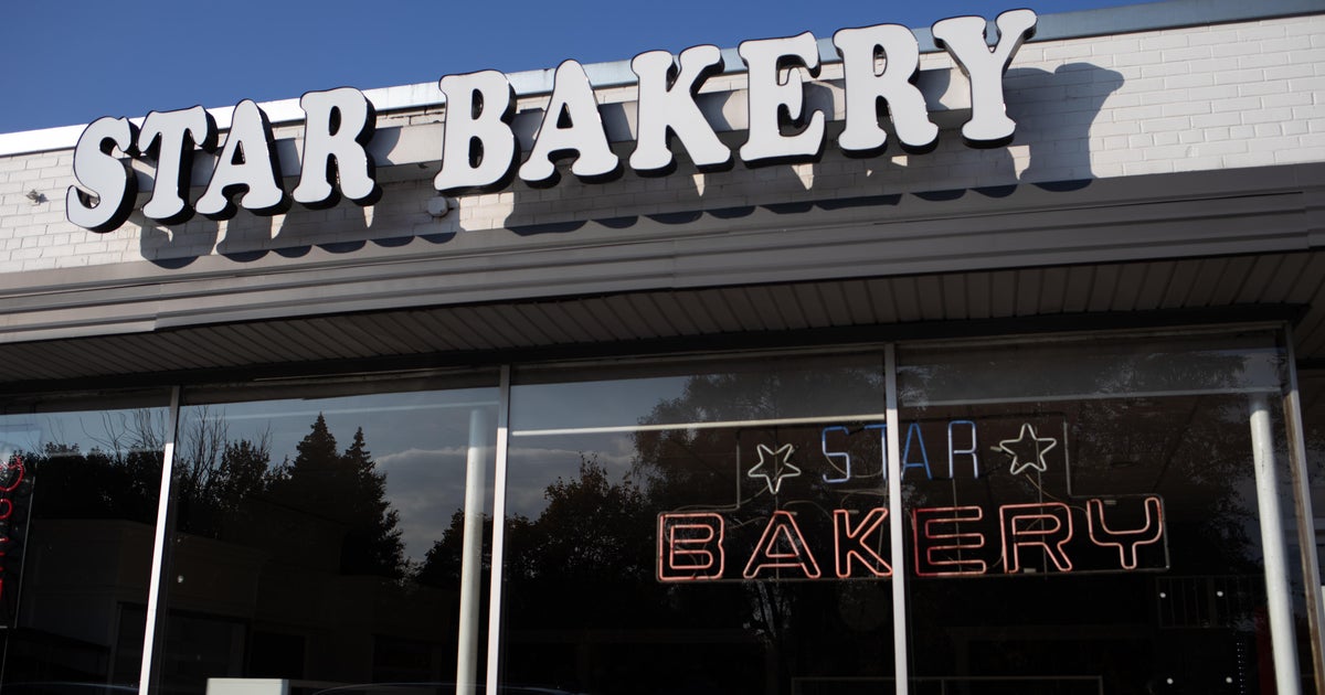 Star Bakery in Oak Park set to close after 108 years - CBS Detroit