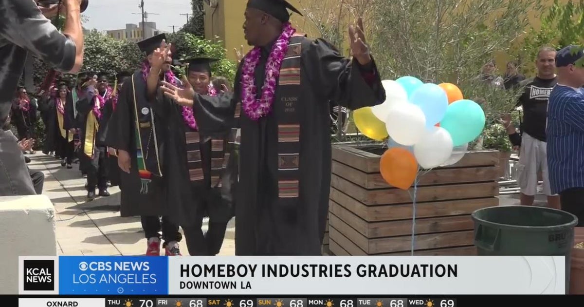 Dropouts, former gang members celebrate graduation thanks to Homeboy ...