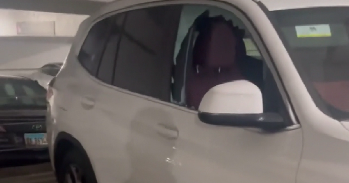 Burglars smashing into people's cars in West Loop garage - CBS Chicago