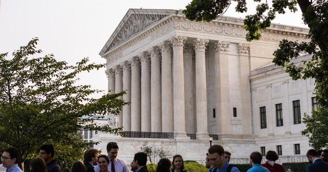 Supreme Court strikes down Biden's student loan forgiveness plan - CBS News