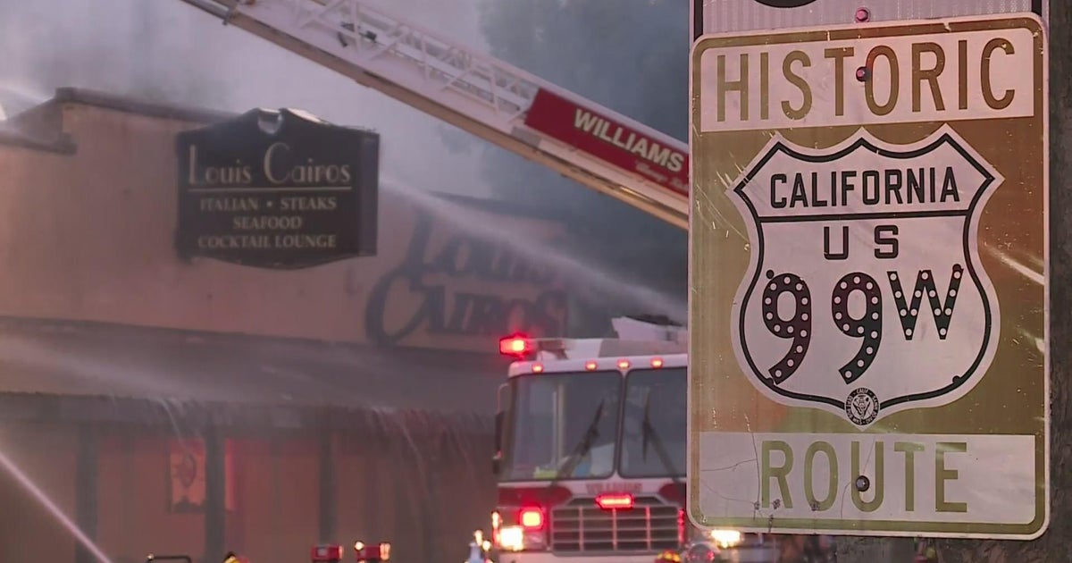 Fire breaks out at decades-old restaurant Louis Cairo's in Williams - CBS Sacramento