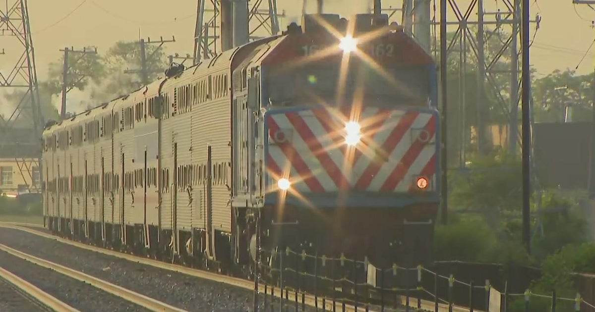 Metra adding extra lines for NASCAR Chicago Street Race - CBS Chicago