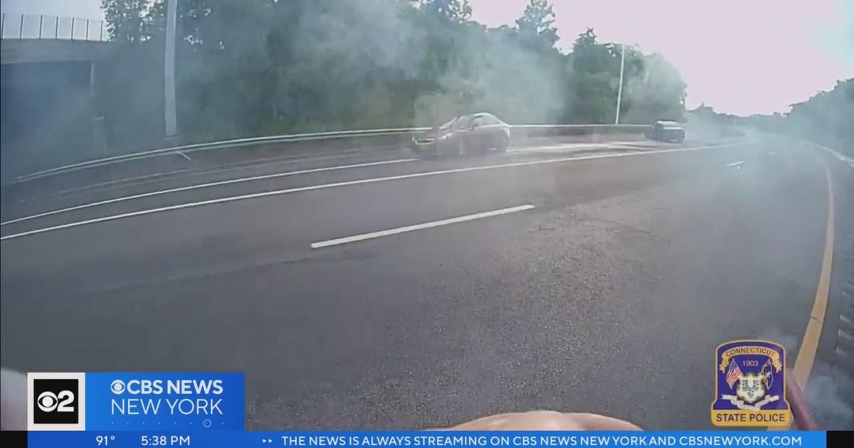 Connecticut state trooper catches cars hydroplaning on wet highway ...
