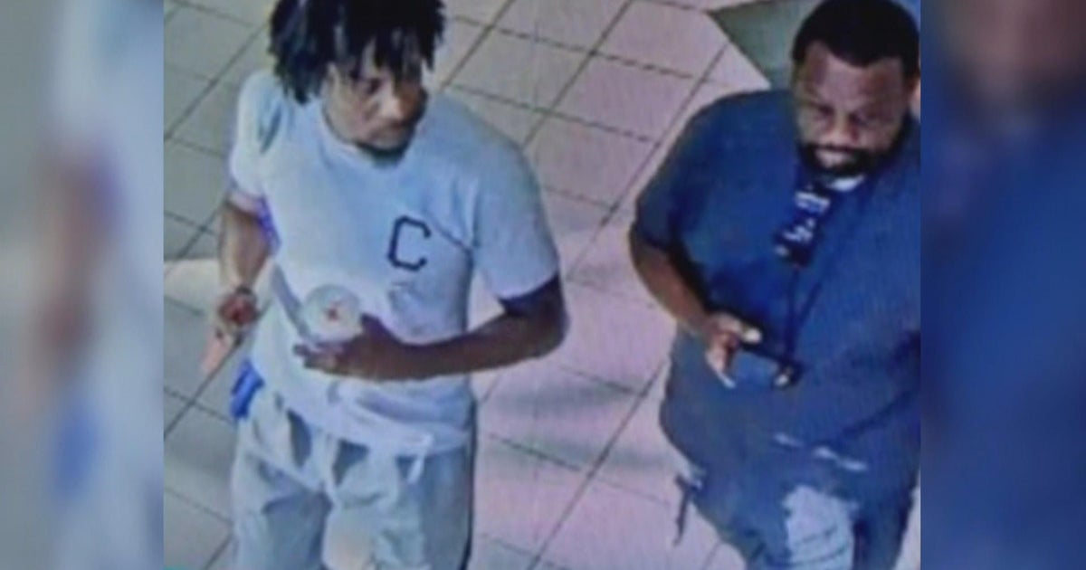 Willow Grove Mall attempted abduction: Suspect in custody - CBS ...