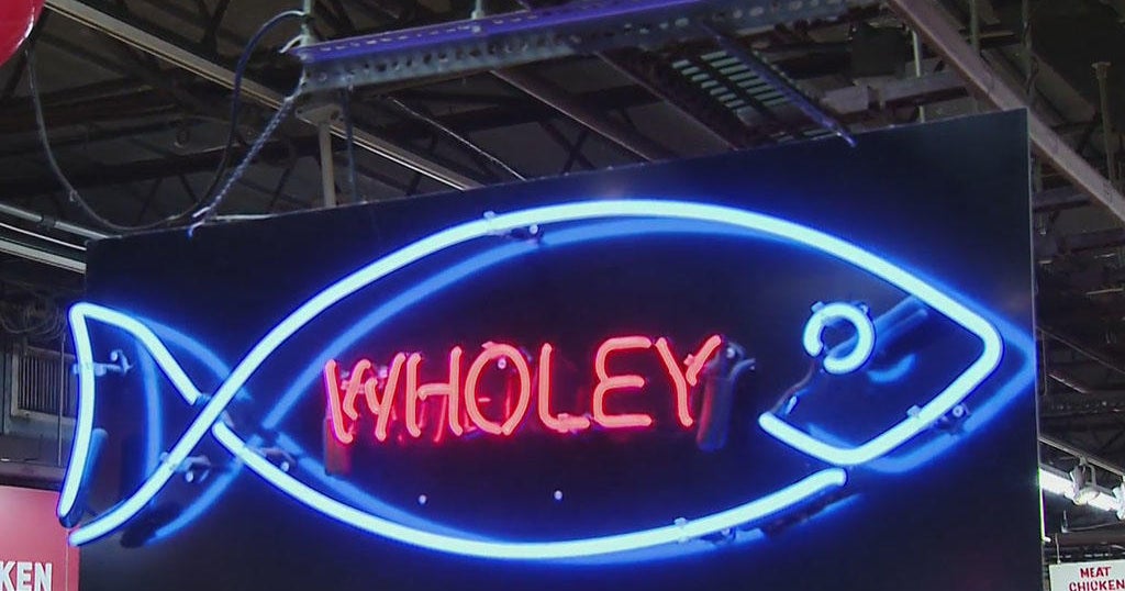 5th annual Lobster Grab contest returning to Wholey's - CBS Pittsburgh