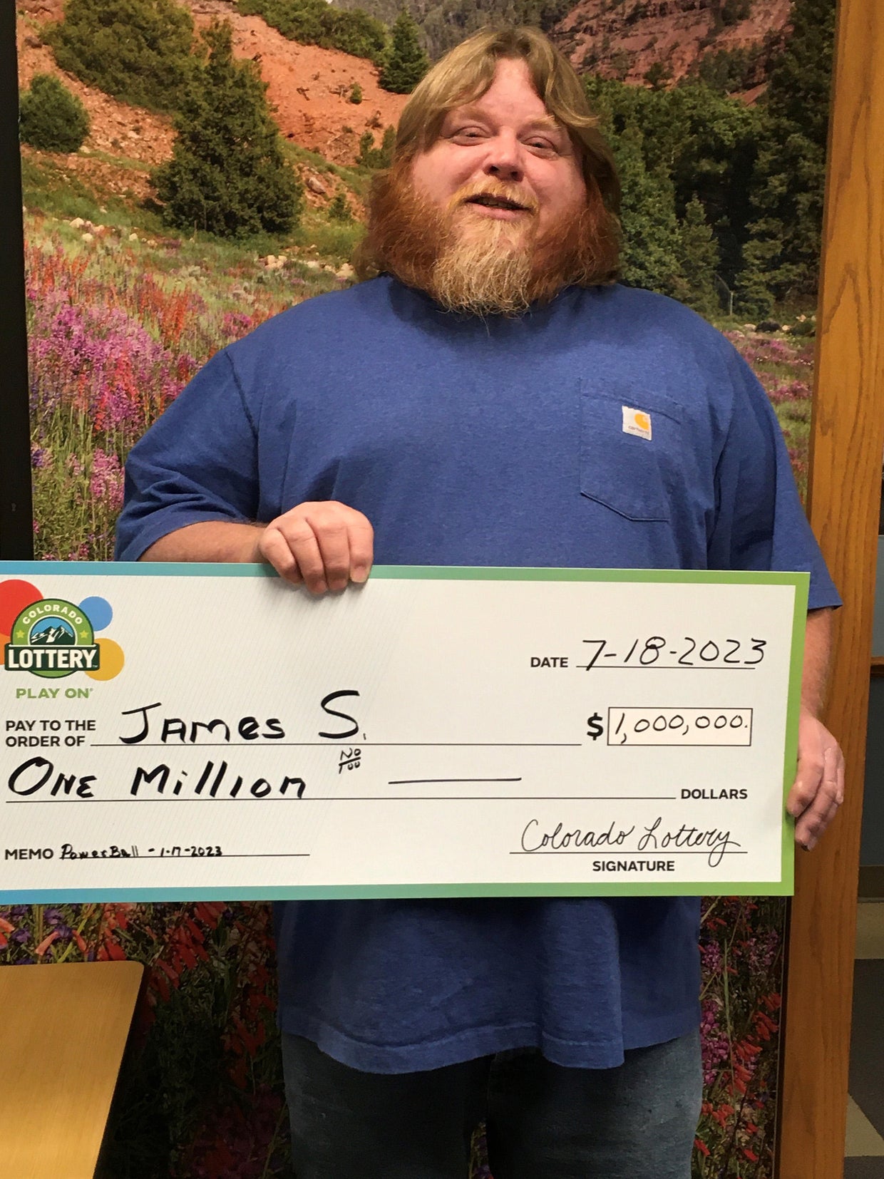 Colorado man matches 5 numbers in Powerball, wins $1 million - CBS Colorado