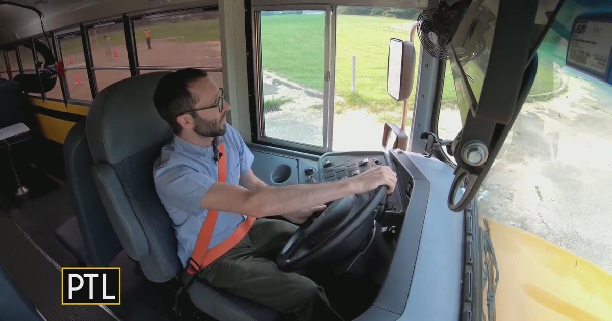 Boaz on the school bus - CBS Pittsburgh