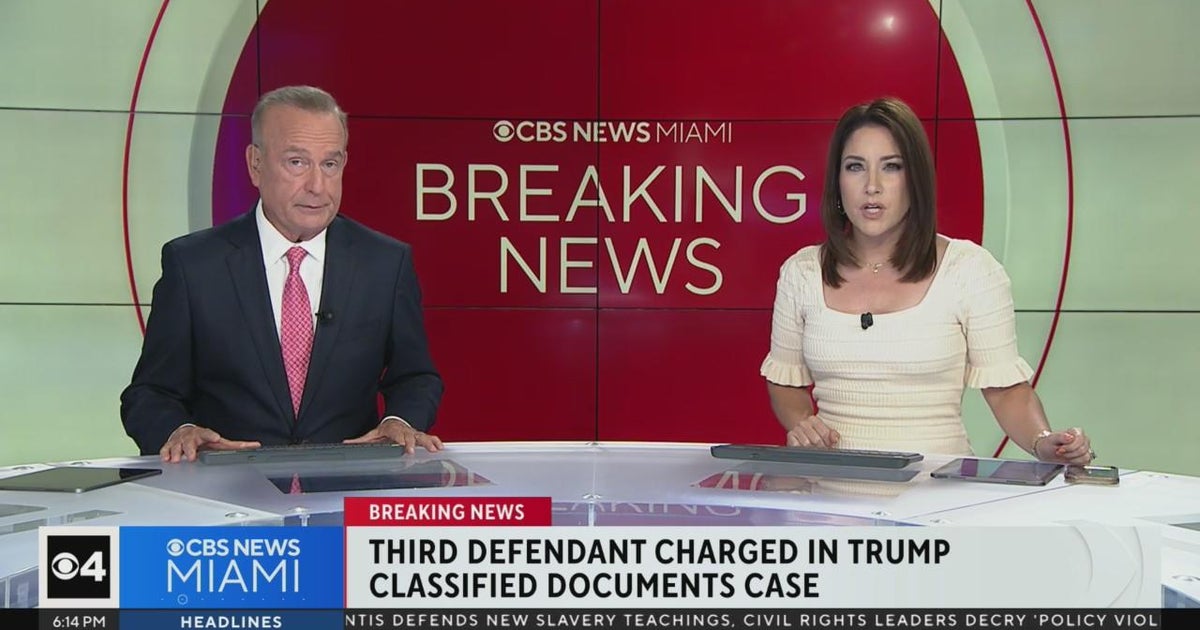 Third Defendant Charged In Mar A Lago Classified Documents Case Cbs Miami