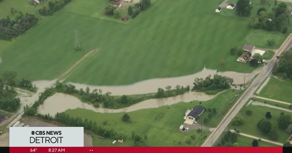 Several Metro Detroit communities under boil water advisory after water main break - CBS Detroit