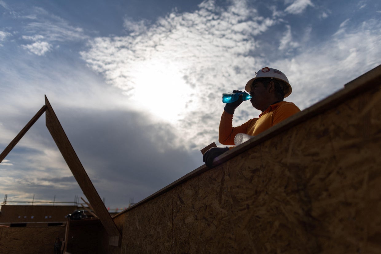 Record monthlong string of days above 110 degrees finally ends in ...
