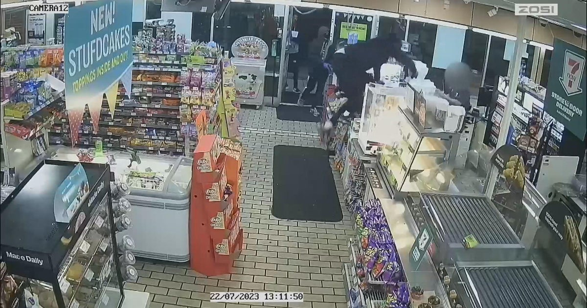 3 wanted in crime spree targeting 7-Eleven stores in Philadelphia ...
