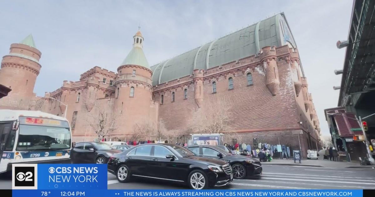 Kingsbridge Armory getting new lease on life in the Bronx - CBS New York