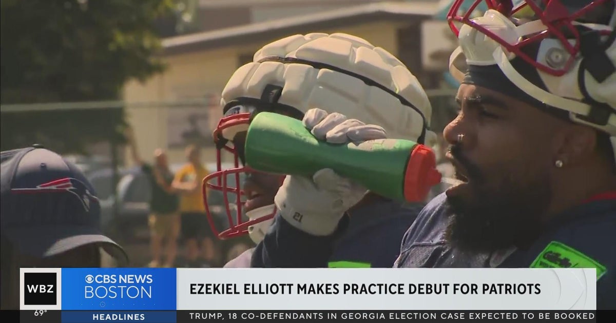 Ezekiel Elliott makes his practice debut with Patriots - CBS Boston