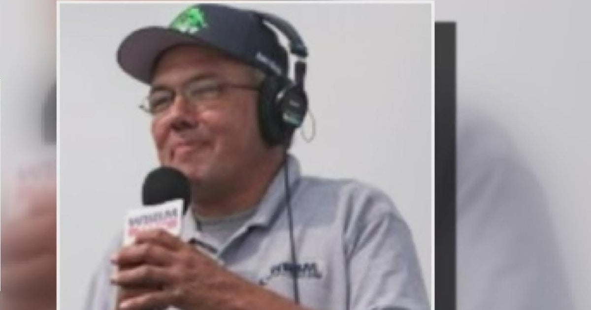 CBS 2's Kris Habermehl celebrates 30 years as voice of Chicago's Air ...