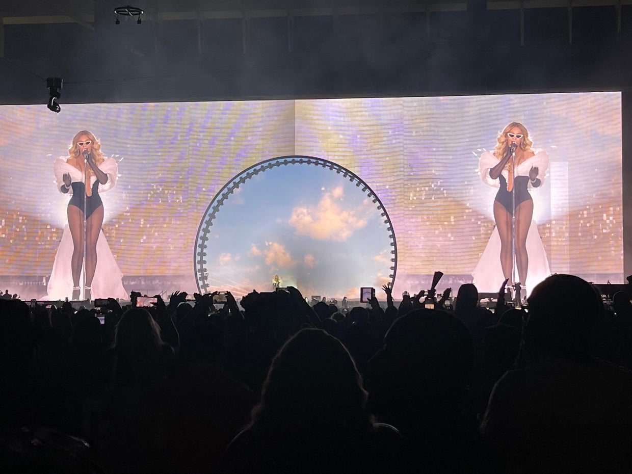 Queen Bey performs at Hard Rock Stadium