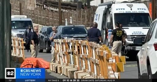 Police: Body found inside garbage bag in the Bronx - CBS New York