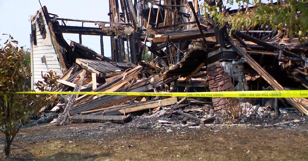 Community supporting Lakeville family of six who lost everything in ...
