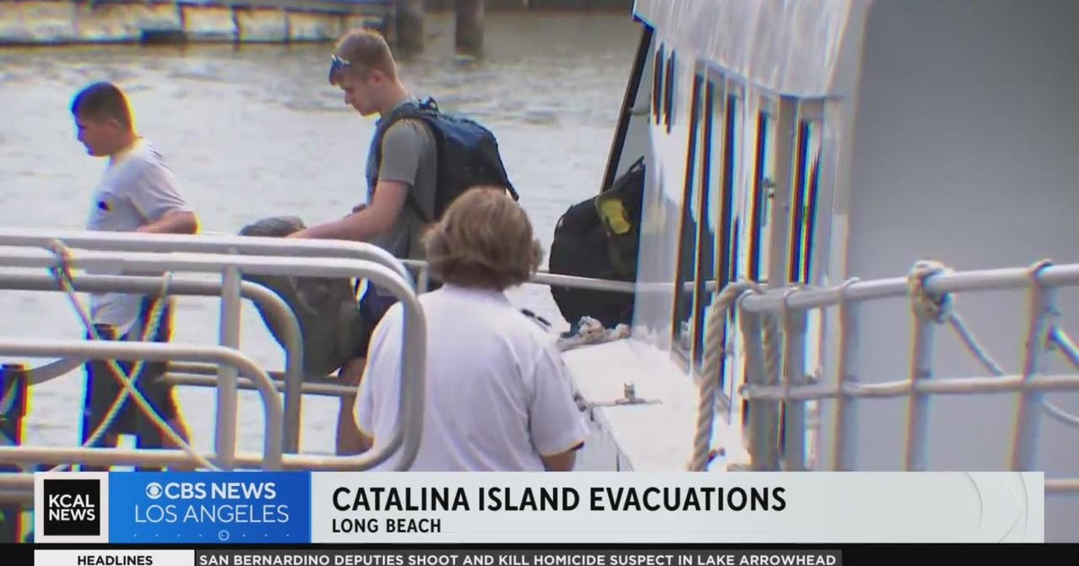 Officials urge residents, visitors of Catalina Island to evacuate ahead ...