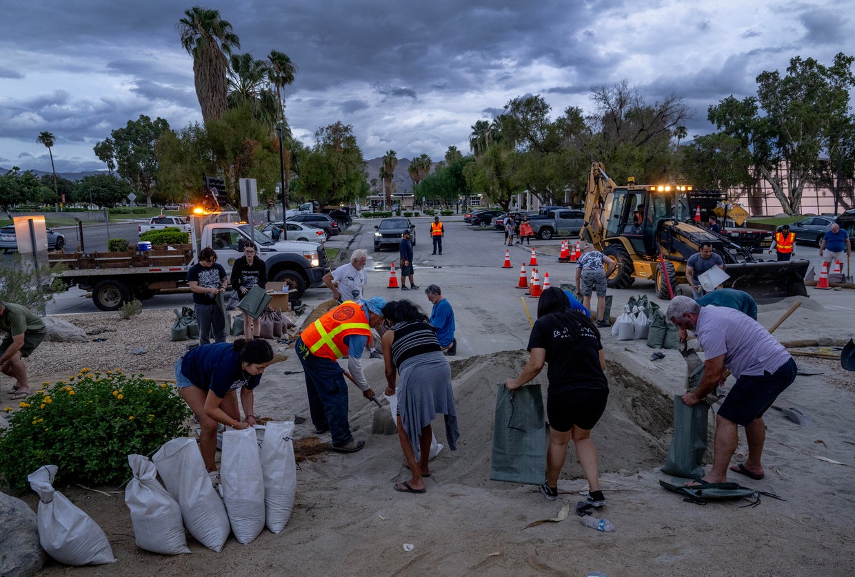 Hilary moves into Southern California after making landfall in Mexico's ...