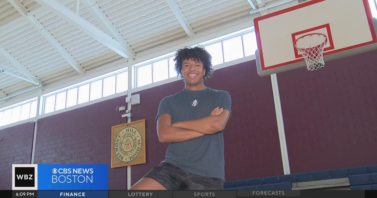 Belmont Hill basketball player saves life with CPR during practice ...