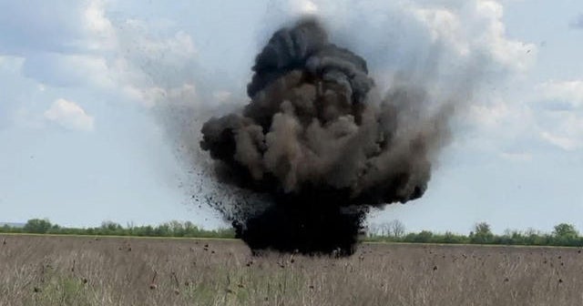 Ukrainian unit works to clear liberated areas of mines left by Russian ...