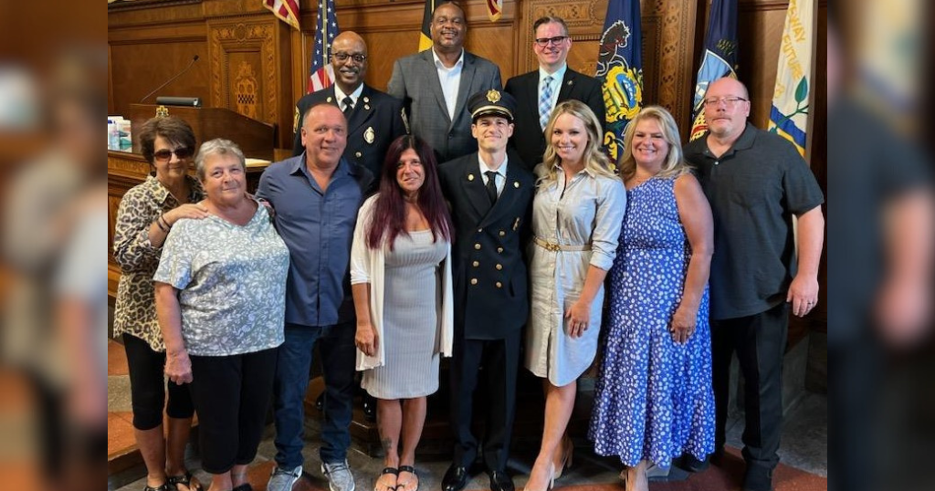 Pittsburgh Fire Lt. Randolph "Randy" Meyer II dies at age 38 - CBS ...