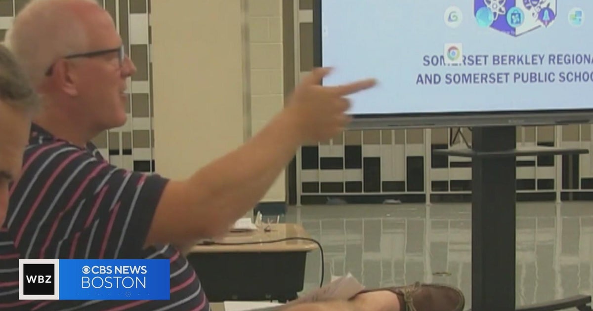Somerset elementary schools ban talk or gestures of weapons - CBS Boston