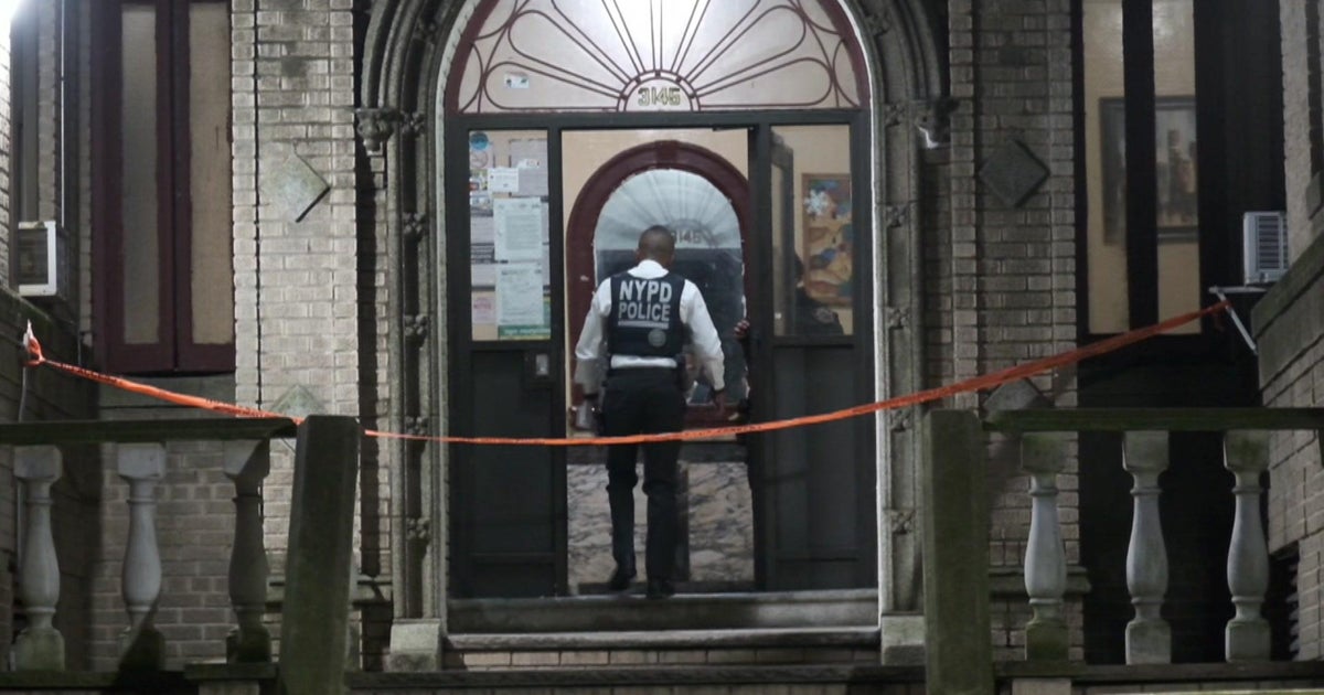 Police: Derrick Williams charged with murder in triple stabbing that ...