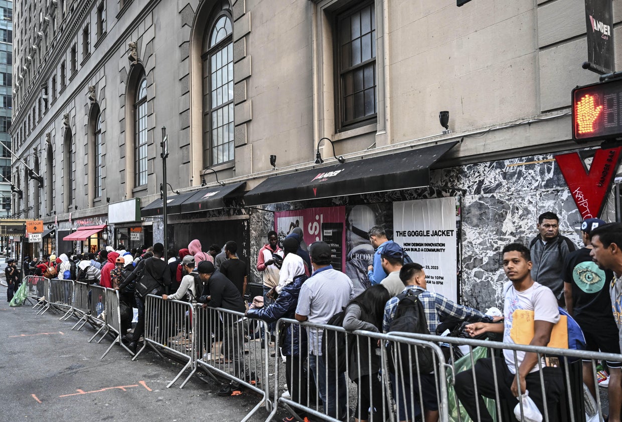 U.S. offers nearly half-a-million Venezuelan migrants legal status and ...
