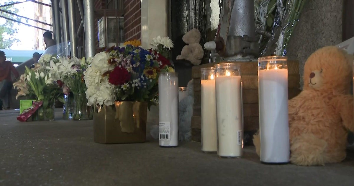 Candlelight vigil held for Upper West Side mother, 2 children killed in murder-suicide - CBS New ...