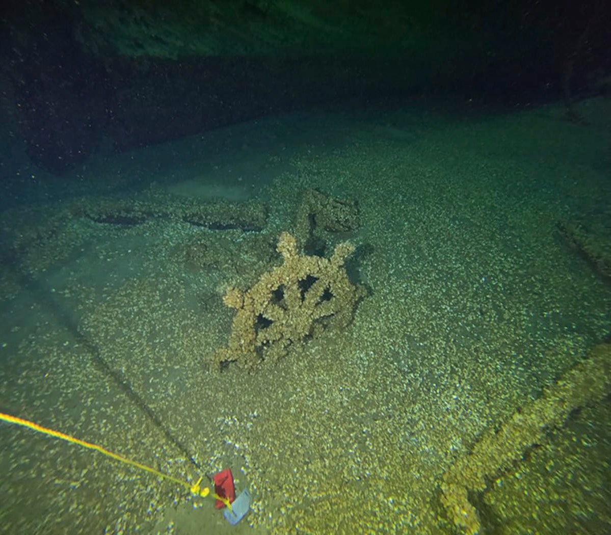 1881 Lake Michigan shipwreck found intact with crew's possessions: "A ...