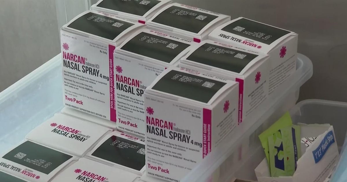 Narcan to be offered at Chicago area drugstores - CBS Chicago