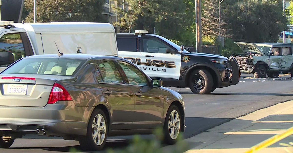 Police: Motorcyclist killed in crash on Sunrise Avenue in Roseville - CBS Sacramento