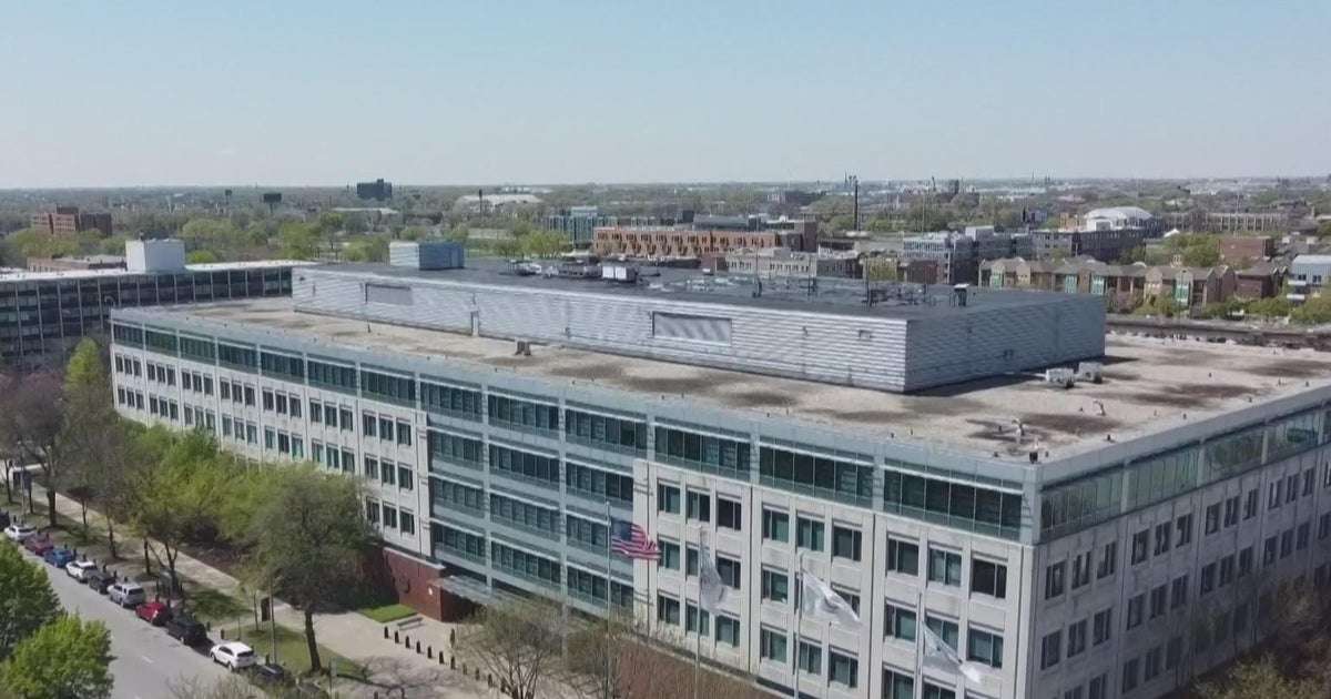 Controversial Chicago Police gang database set to be scrapped - CBS Chicago